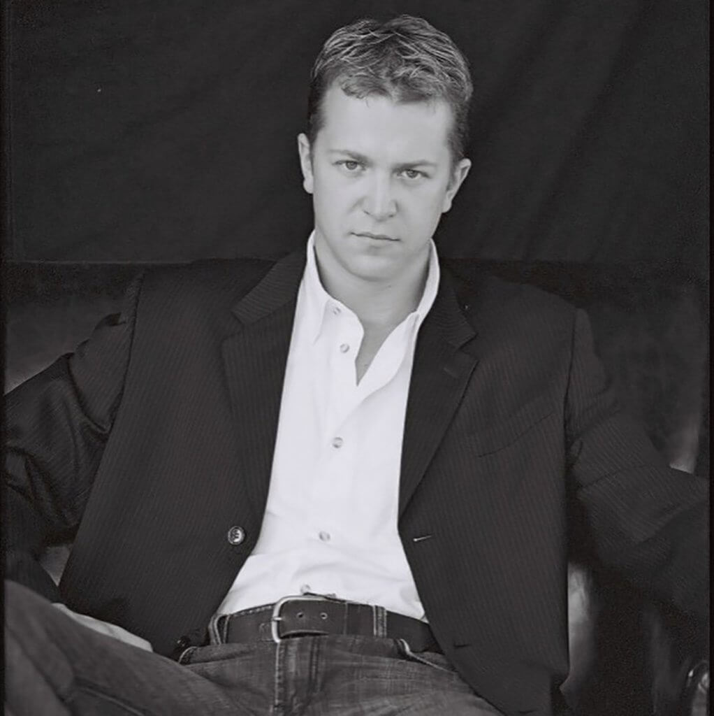 INTERVIEW | Why Daniel Okulitch Is Not Afraid Of New Music