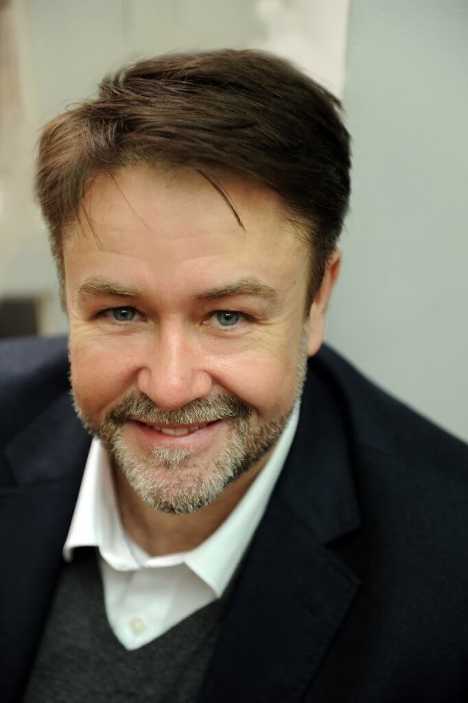 INTERVIEW | Tenor Michael Colvin — From The Prince To The Witch