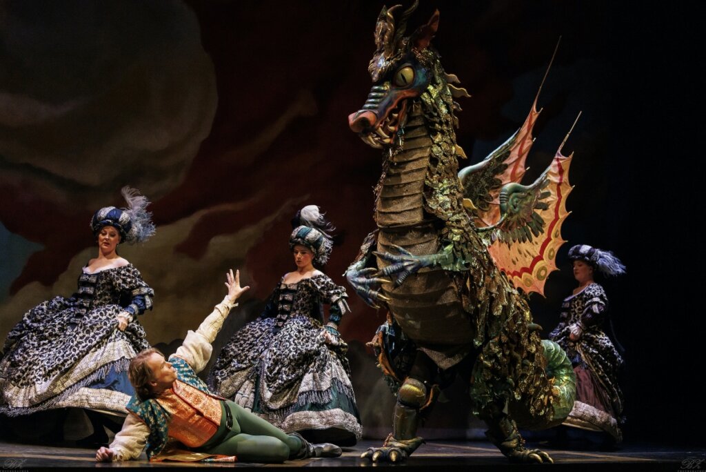 SCRUTINY | Opera Atelier’s The Magic Flute Offers Crowd-Pleasing Mass ...